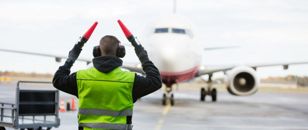 Airplane ground handling and supervision – Flight Pit Stop | Beyond The Sky
